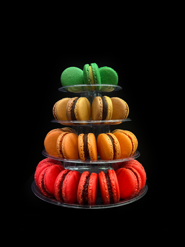 Mini pyramide de macarons (40pcs) – Signature Macarons